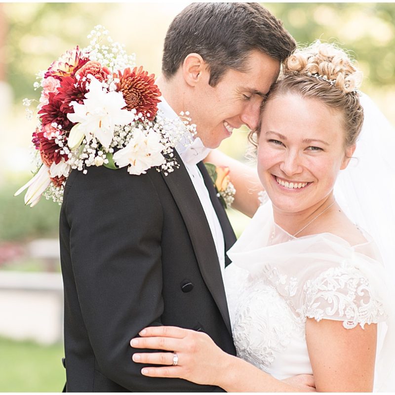 Elegant, Outdoor Wedding in Demotte, Indiana | Victoria Rayburn Photography