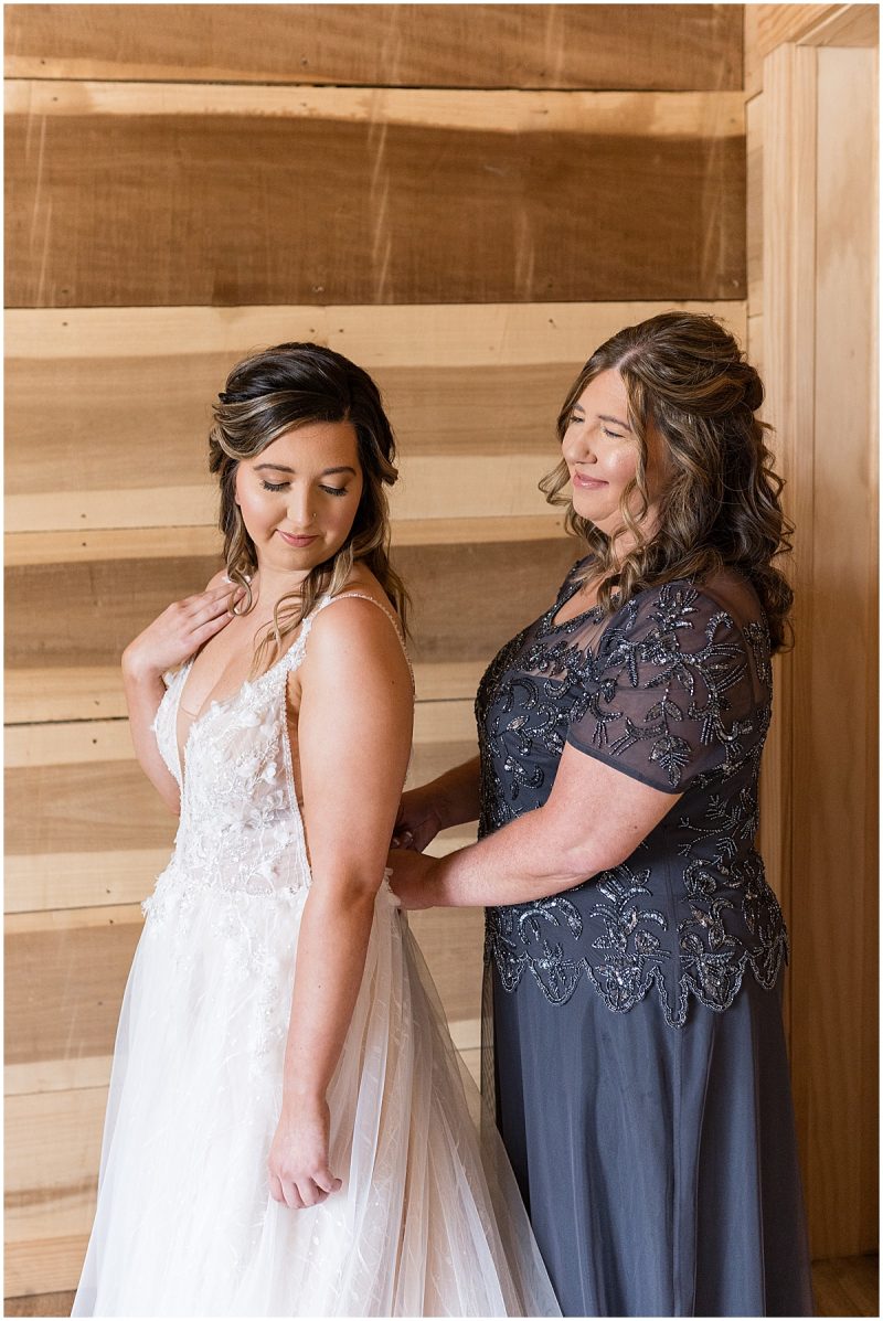 Stables Event Center Wedding in Lafayette, Indiana | Mr. & Mrs ...